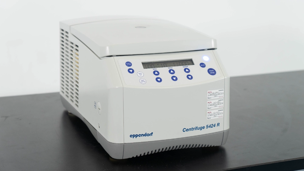 Eppendorf 5424R Refrigerated Centrifuge | LabX.com
