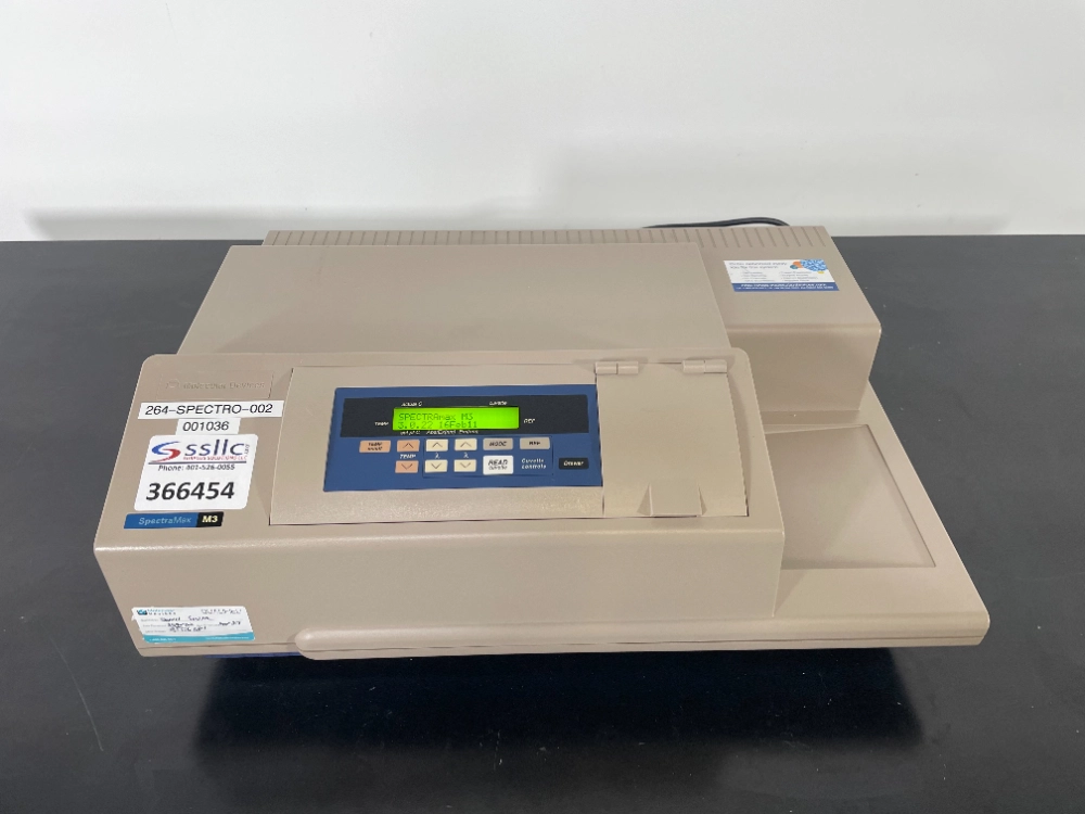 Molecular Devices Microplate Reader