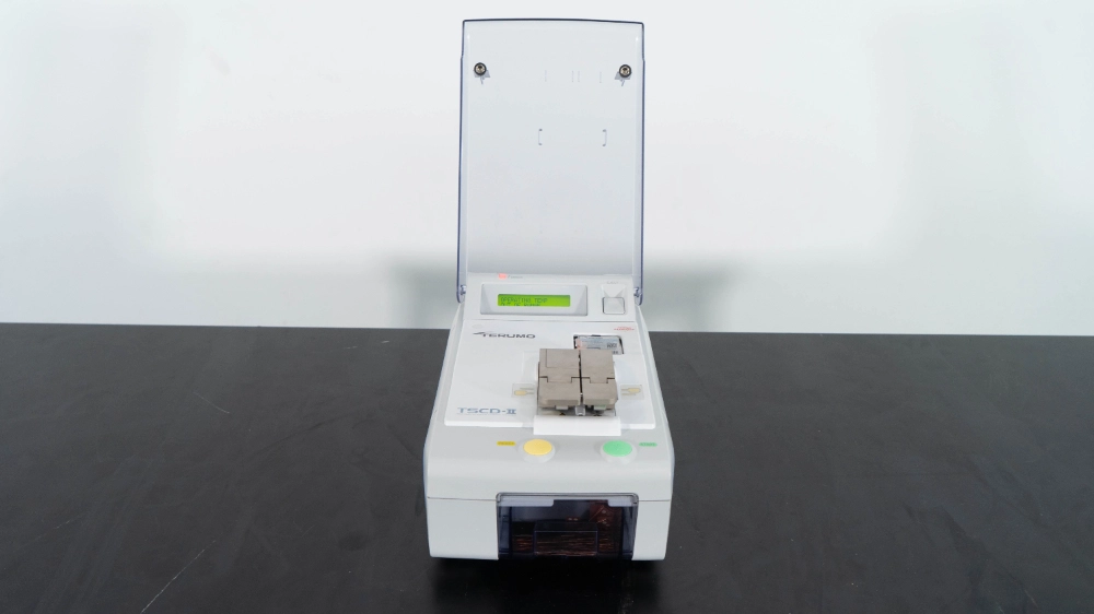 Terumo TSCD-II Sterile Tube Welder | LabX.com