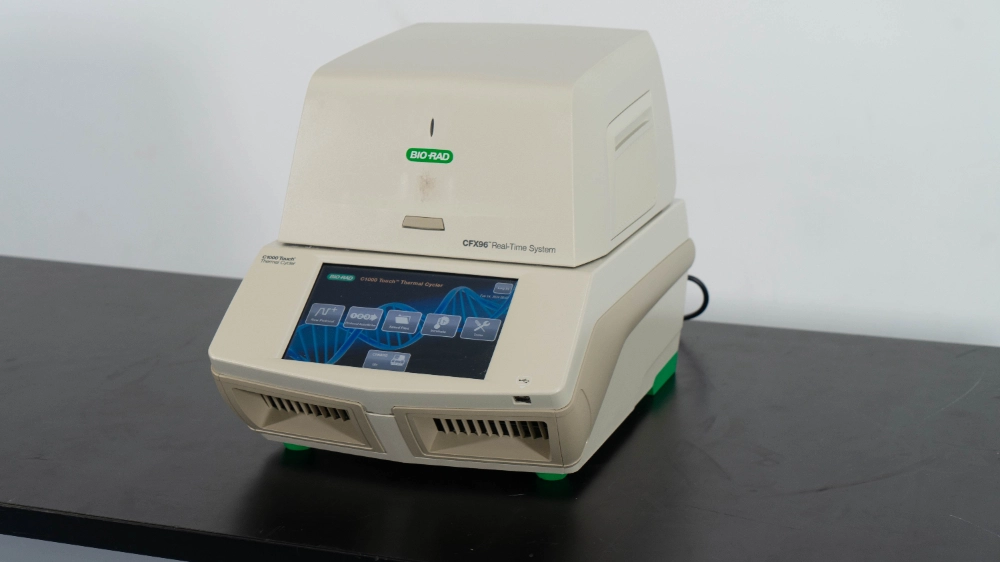 2021 Bio-Rad CFX96 Real-Time PCR System | LabX.com