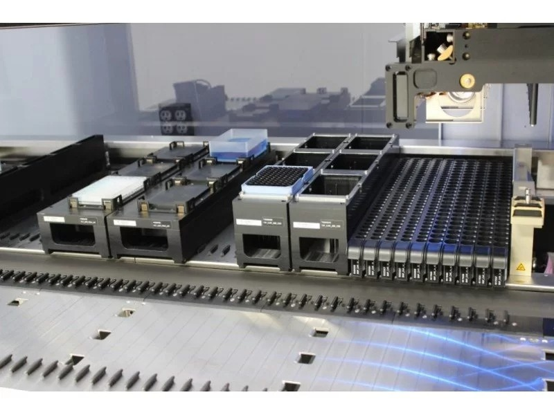 Hamilton MICROLAB STAR Liquid Handler w/ Span-8, CO-RE Gripper ...