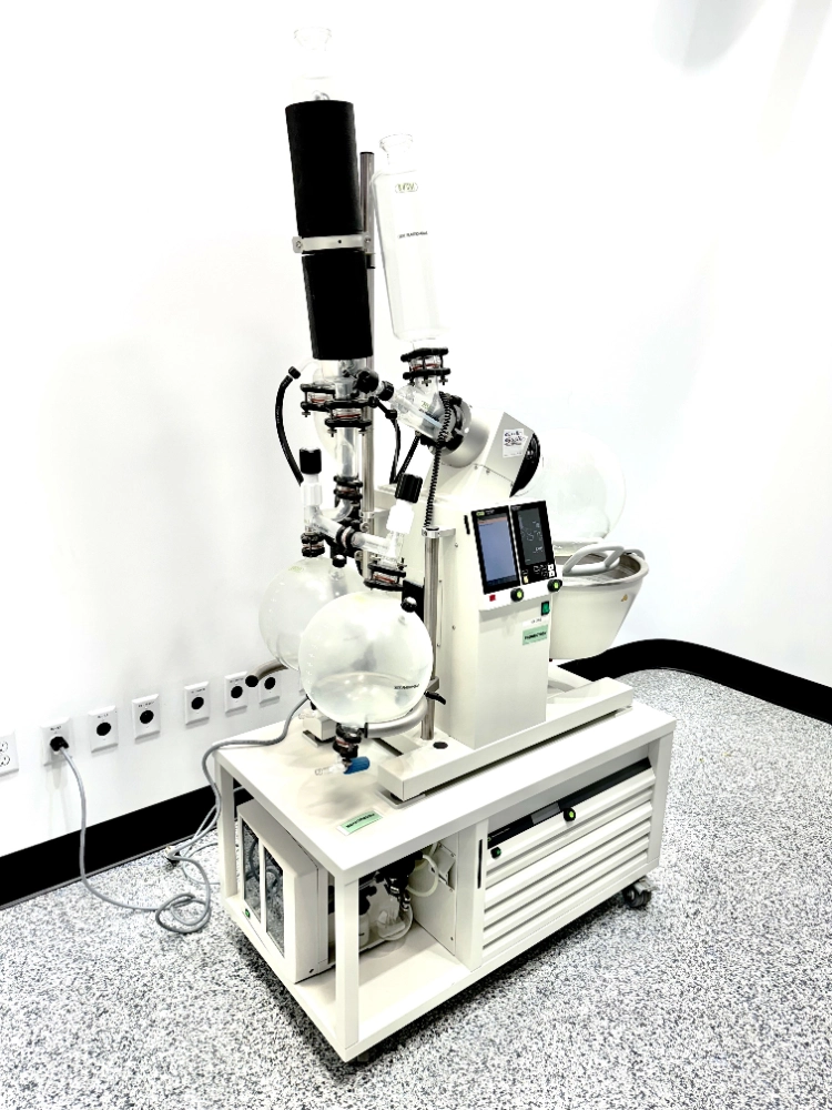 Buchi R-220 Pro 10L Rotavapor | LabX.com