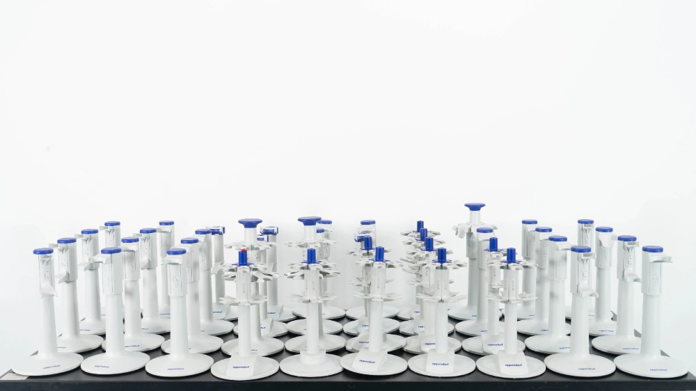 Eppendorf Pipette Stands | LabX.com