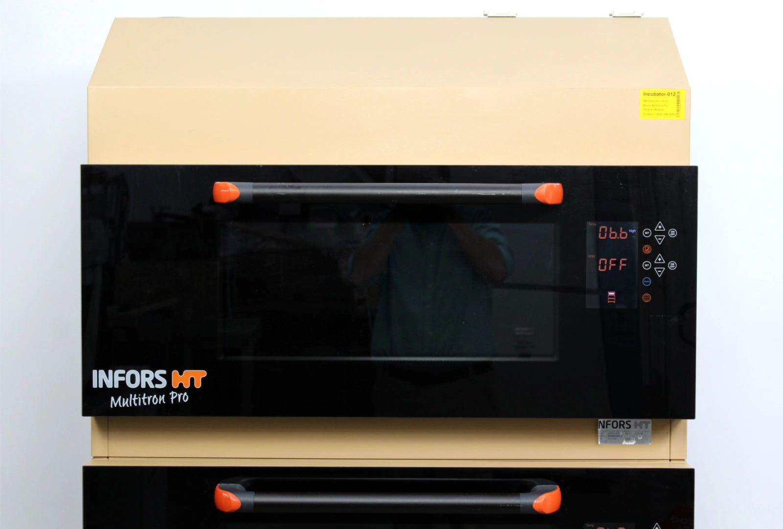 INFORS HT Multitron Pro I10105P Triple Stacked Refrigerated CO2 Incubator Shaker | LabX.com