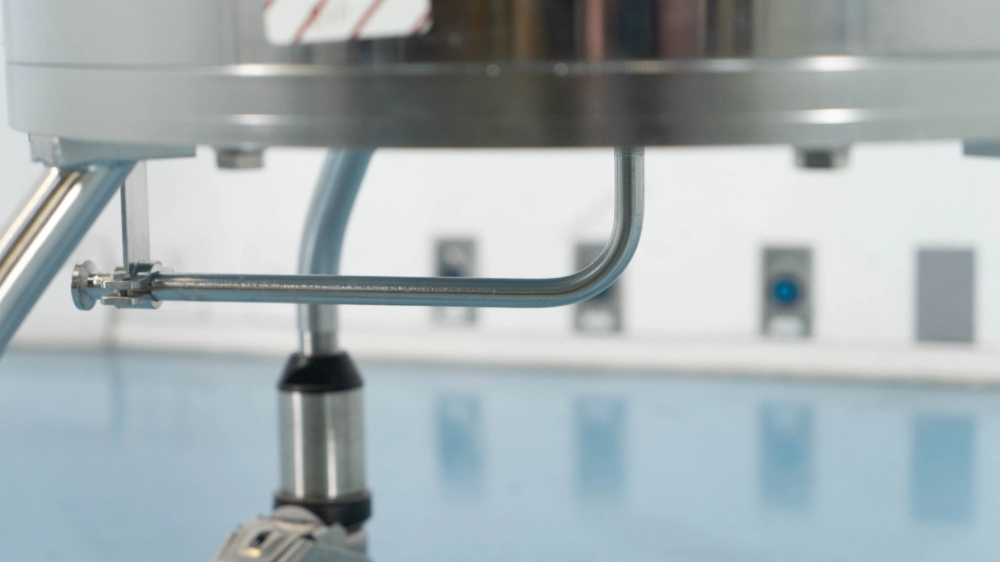 Amersham Pharmacia 80 Gallon BPG Column | LabX.com