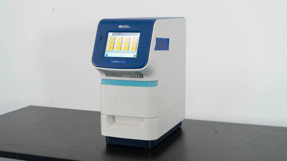 Applied Biosystems StepOnePlus Real-Time PCR System | LabX.com