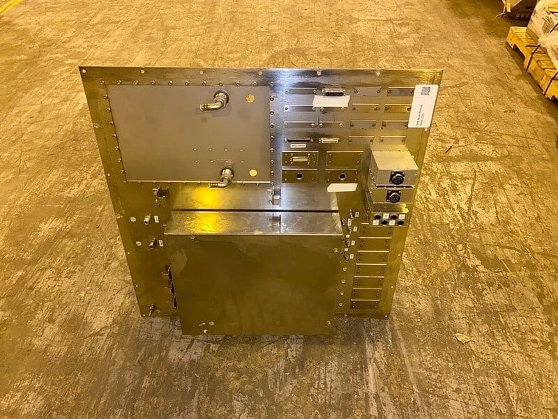 Bruker MRI Penetration Panel Filter Plate Outlet/Inlet | LabX.com