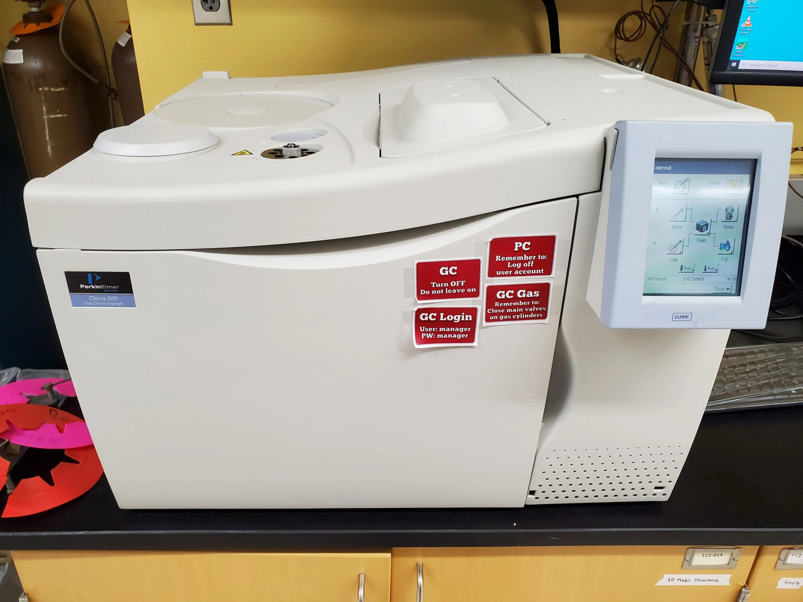 Perkin Elmer Clarus 500 Gas Chromatography | LabX.com