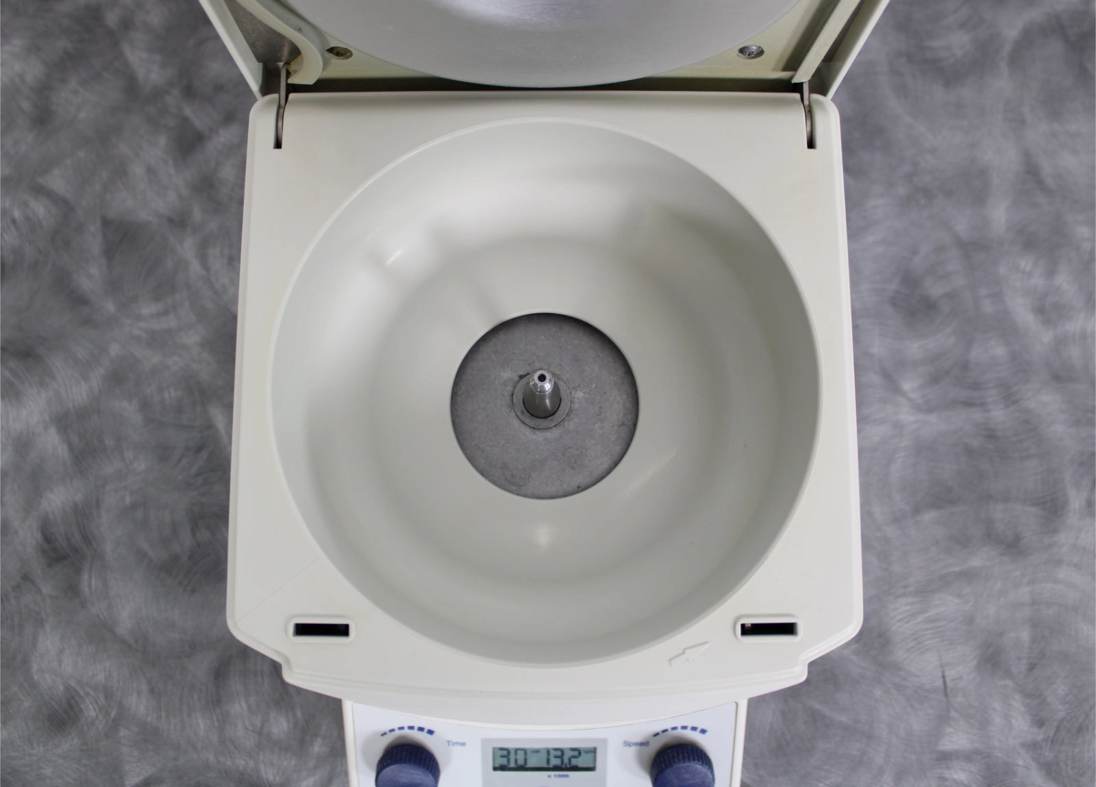 Eppendorf 5415D Benchtop Microcentrifuge 5425 with F45-24-11 Rotor ...