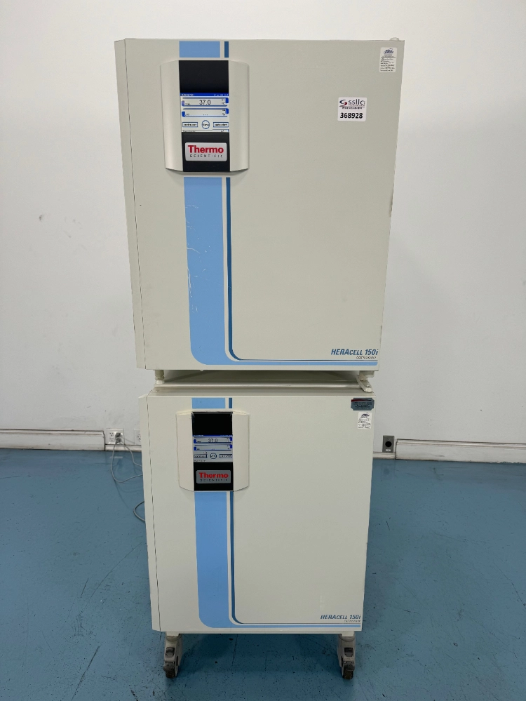Thermo Scientific HERAcell 150i Double Stack CO2 Incubator | LabX.com