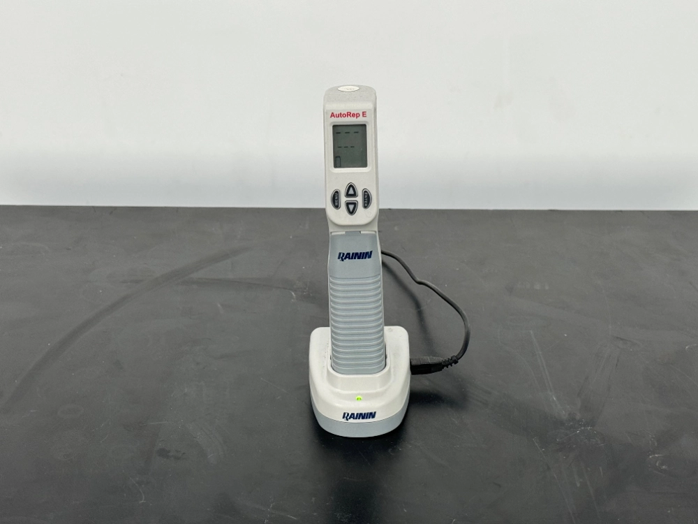 Electronic Pipette