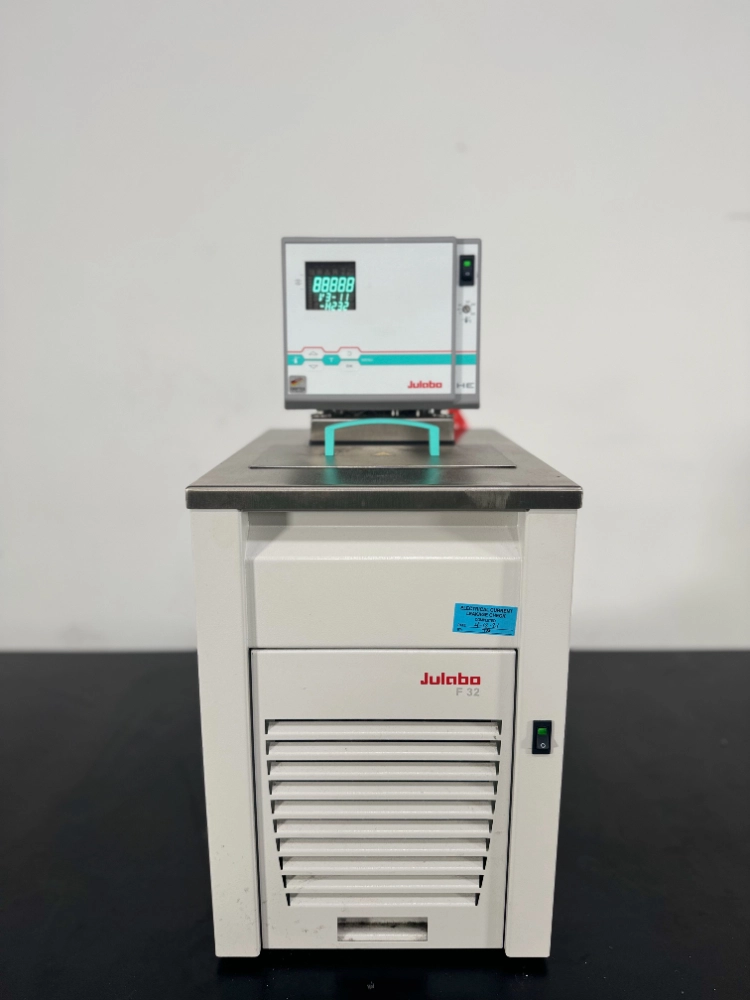 Julabo Water Bath