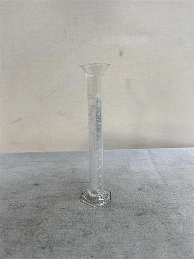 VanKel Graduated Cylinder | LabX.com