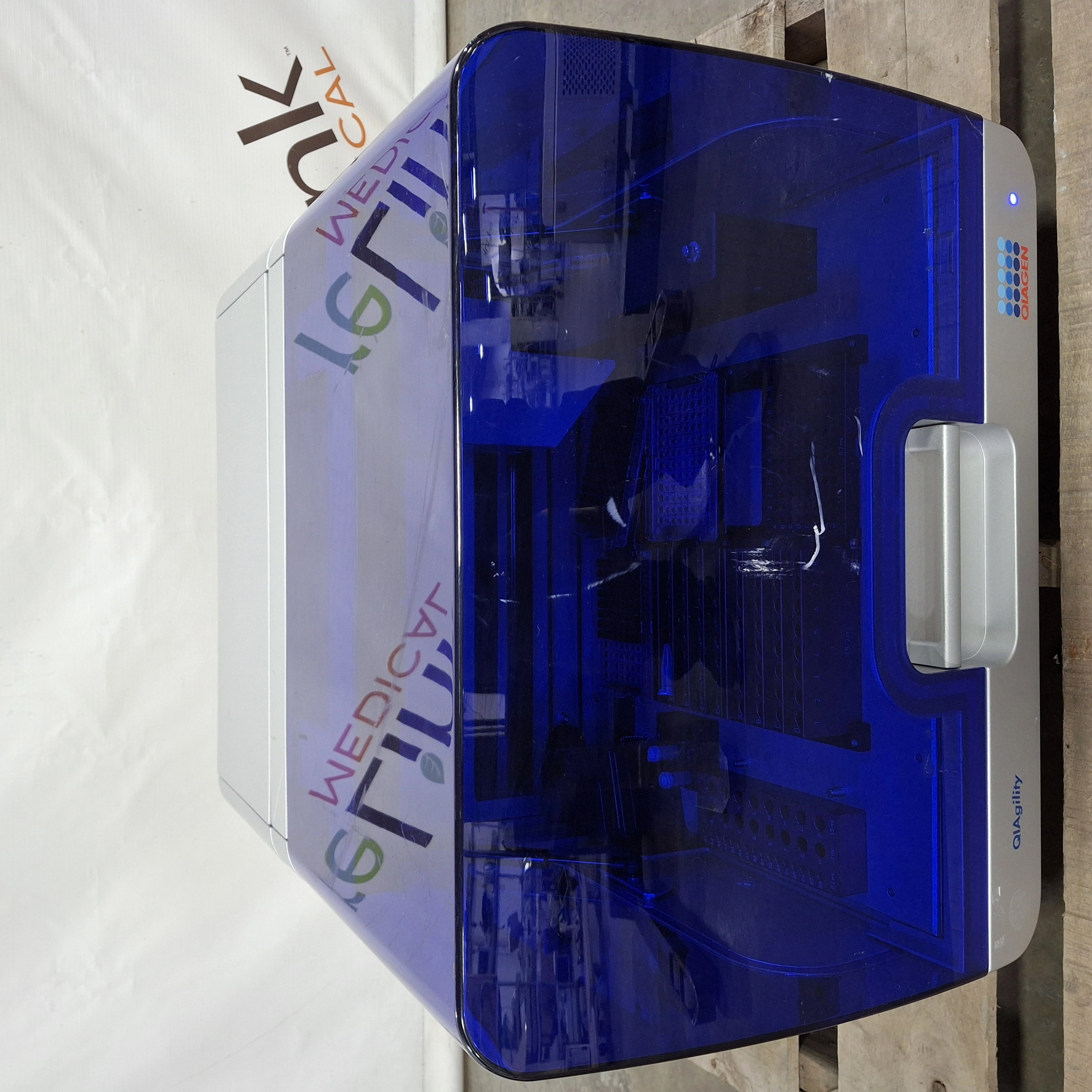 Qiagen QIAgility System HEPA/UV PCR | LabX.com