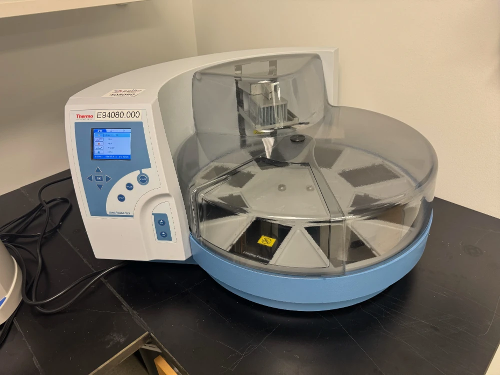 Thermo Kingfisher Flex DNA/RNA Purification System | LabX.com
