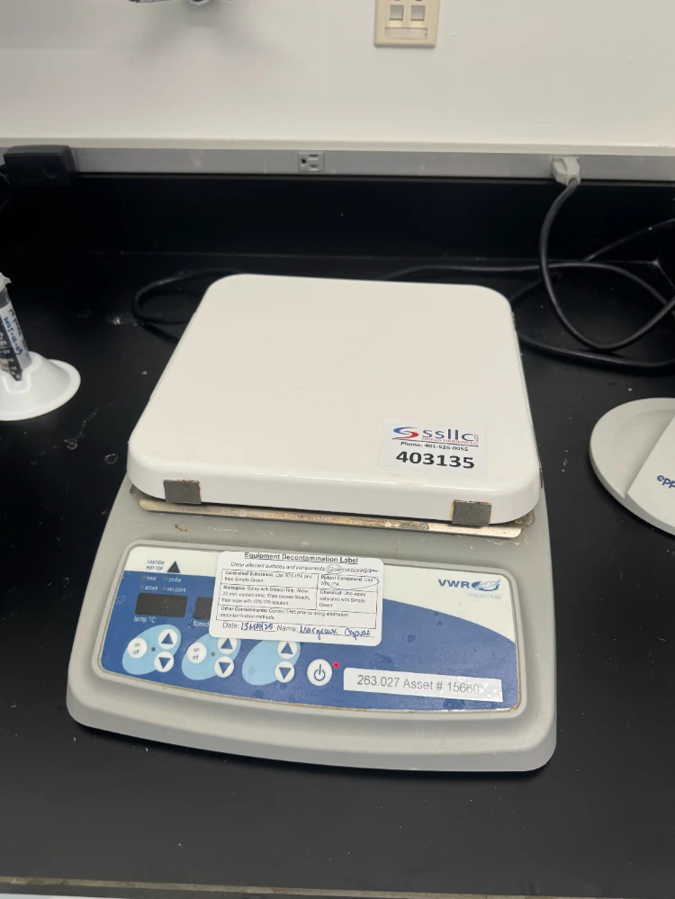 VWR Hotplate Stirrer | LabX.com
