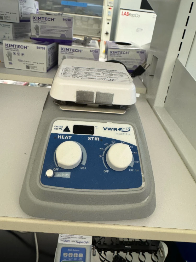 VWR Hotplate Stirrer | LabX.com