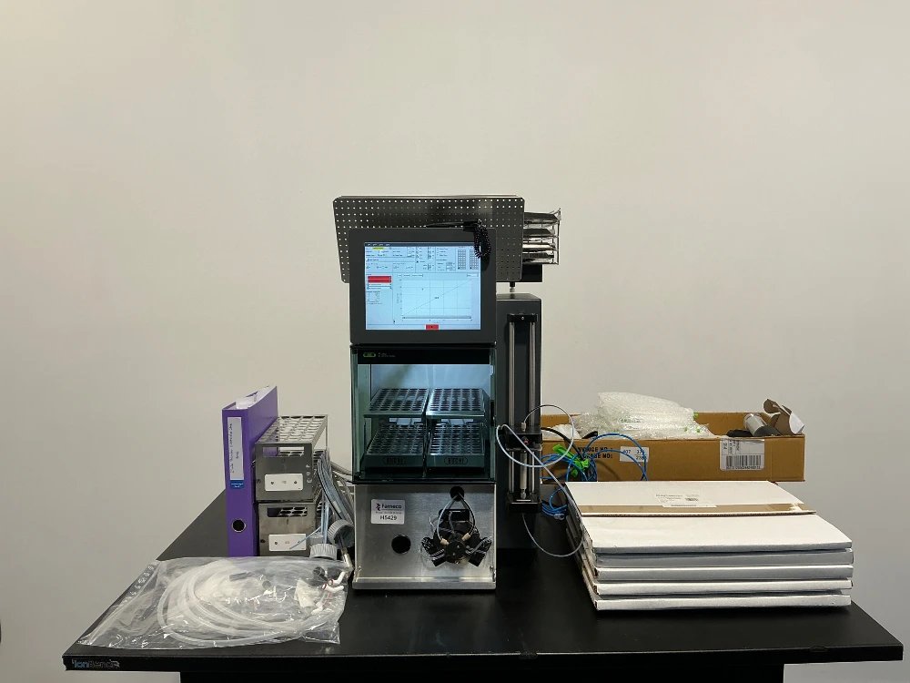 Buchi pure C-810 Flash Chromatography System | LabX.com