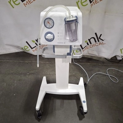 Medela Dominant Flex and Basic Suction Pumps | LabX.com