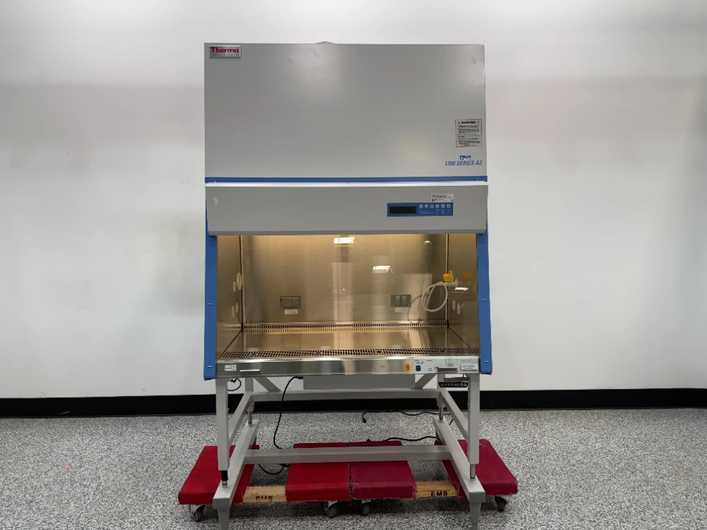 Thermo 1300 Series A2 4Ft Biosafety Cabinet | LabX.com