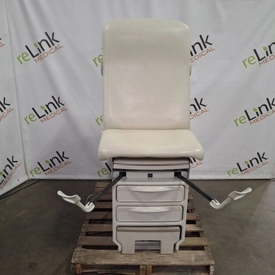 Midmark 204 Exam Table | LabX.com