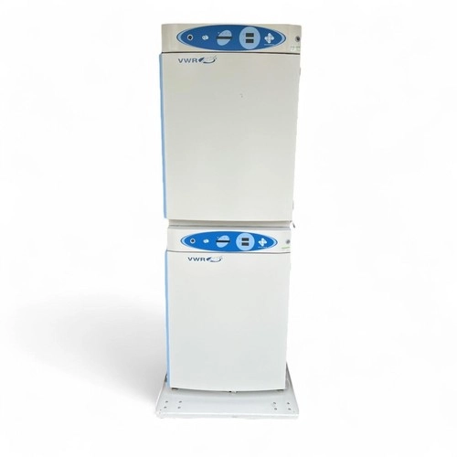 VWR Dual Stacking CO2 Incubator 51014991 (Best Off | LabX.com
