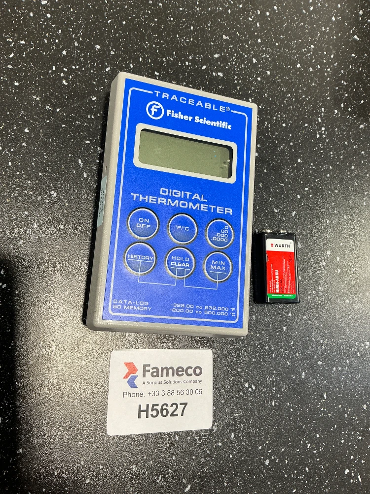 Fisher Scientific TRACEABLE DIGITAL THERMOMETER | LabX.com