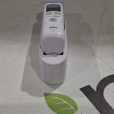 Welch Allyn Braun ThermoScan PRO 6000 Ear Thermome | LabX.com
