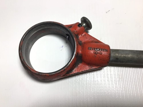 RIDGID 12-R Manual Pipe Threader Ratchet and Handl | LabX.com
