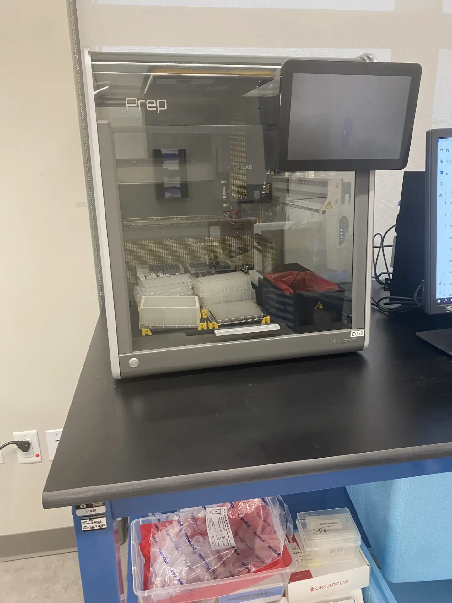 Hamilton Microlab Prep | LabX.com