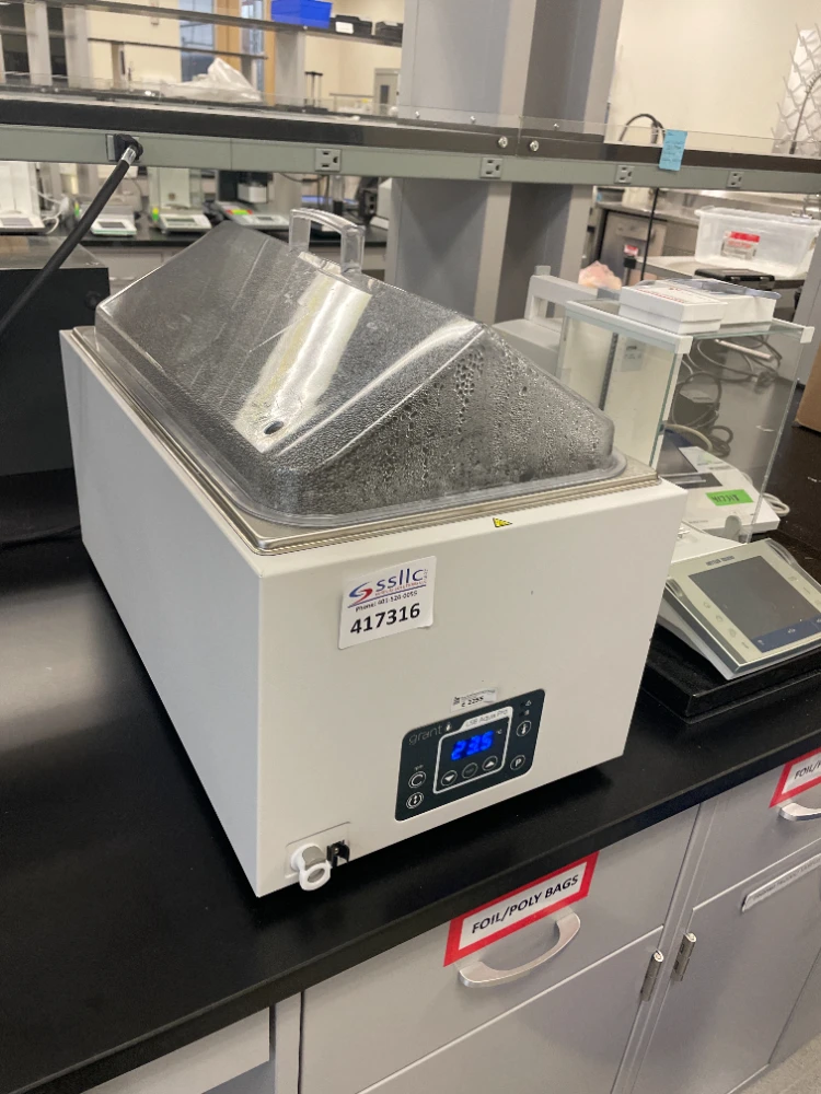 Grant LSB18 Aqua Pro Shaking Water Bath | LabX.com