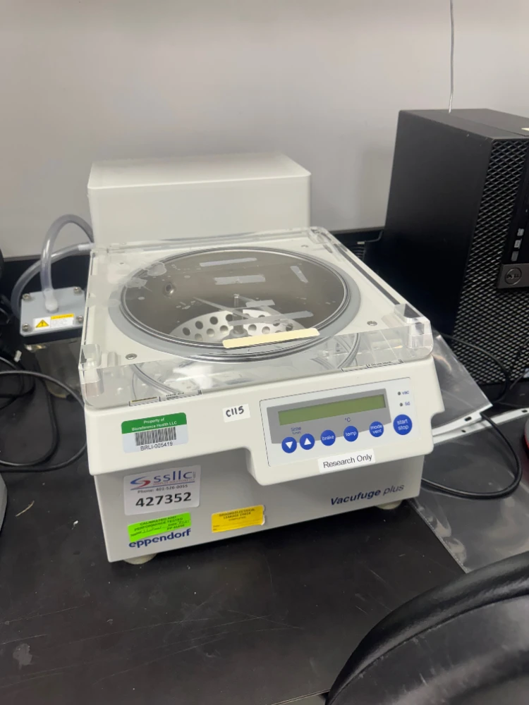 Eppendorf Vacufuge plus Rotary Evaporator | LabX.com